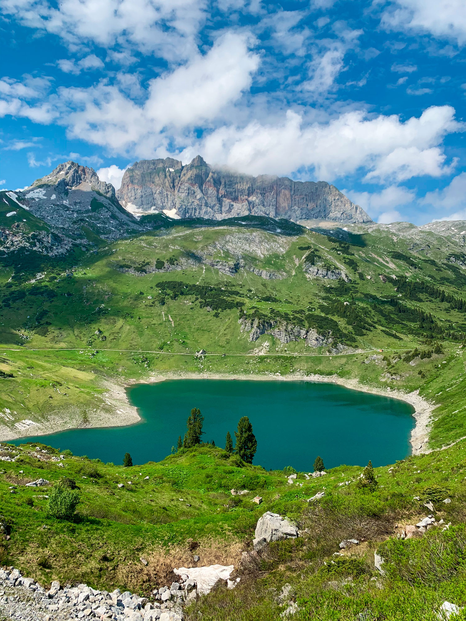 Idyllische Wanderung zum Formarinsee in Lech am Arlberg – HOME of TRAVEL
