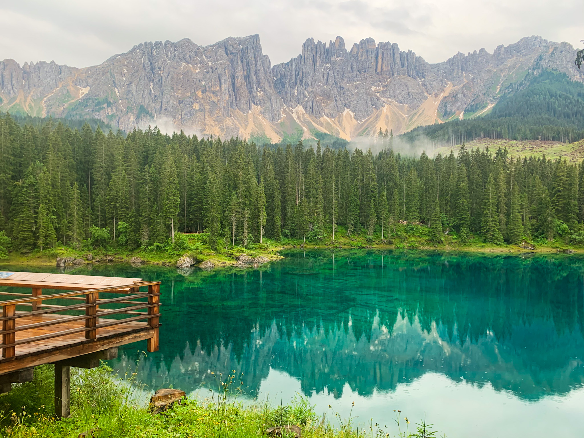 Karersee in Südtirol: Bezauberndes Farbenspiel – HOME of TRAVEL