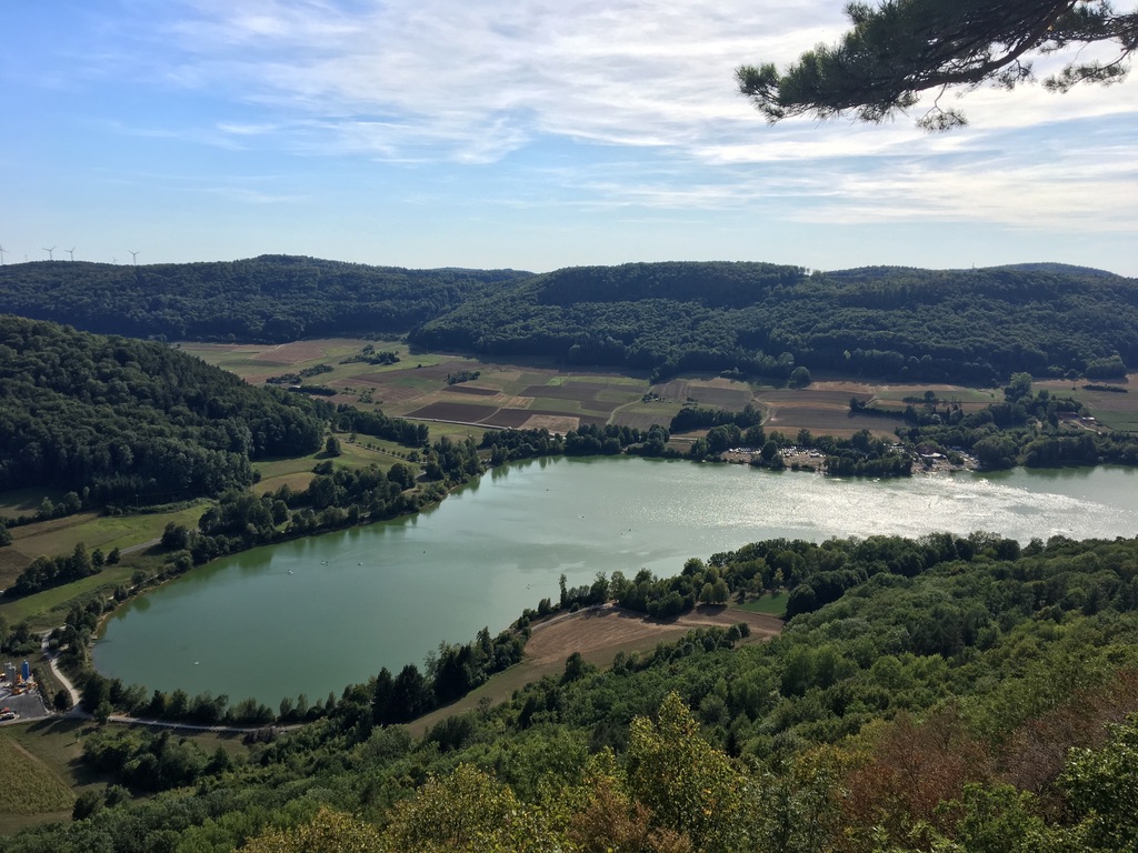 Happurger See: Panoramawanderung zum Hohler Fels – HOME of TRAVEL