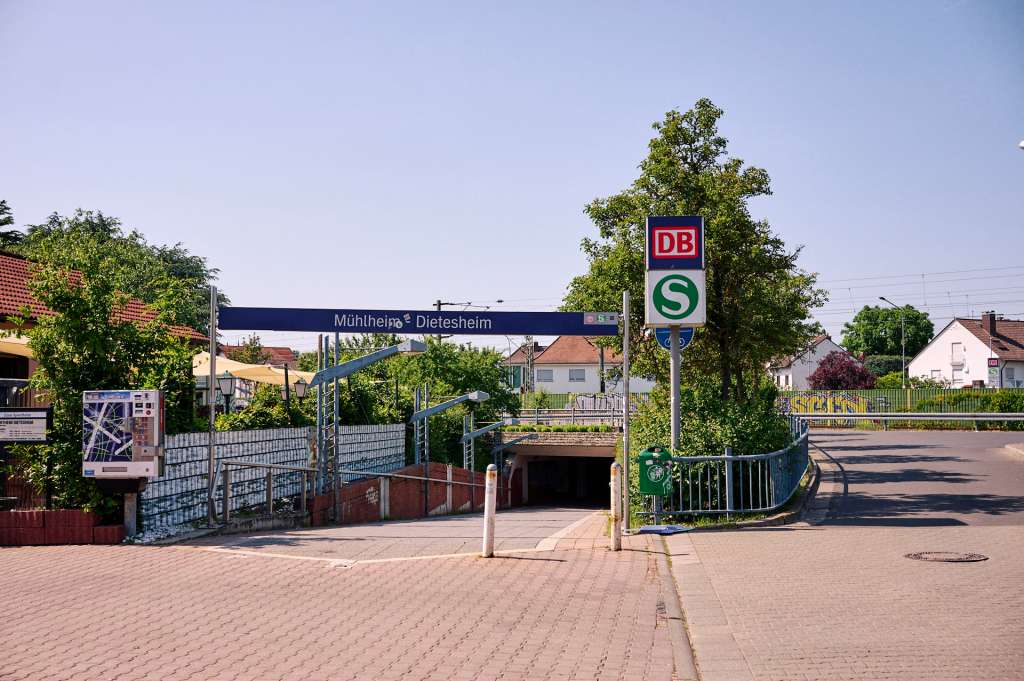 Dietesheimer Steinbrüche in Mühlheim: Idyllische Seen – HOME of TRAVEL