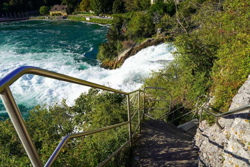 Rheinfall Schaffhausen: Größter Wasserfall Europas – HOME of TRAVEL