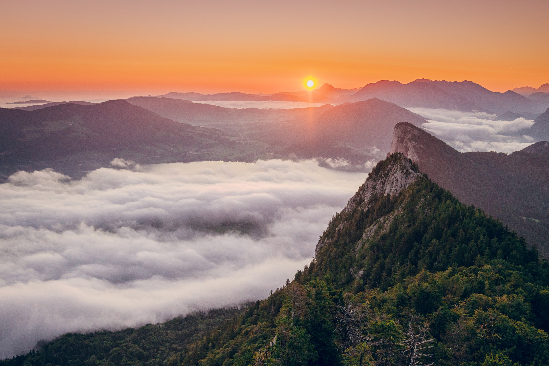 Sonnenaufgang am Schober – HOME of TRAVEL