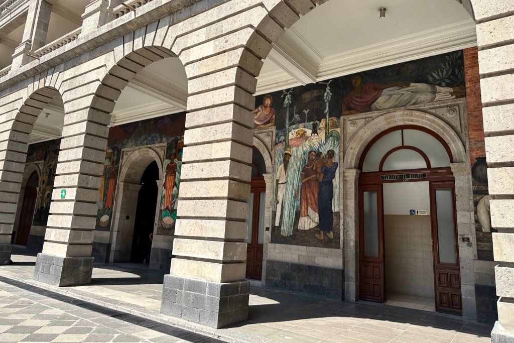 Murales Mexiko-Stadt: Monumentale Street-Art der Metropole – HOME of TRAVEL