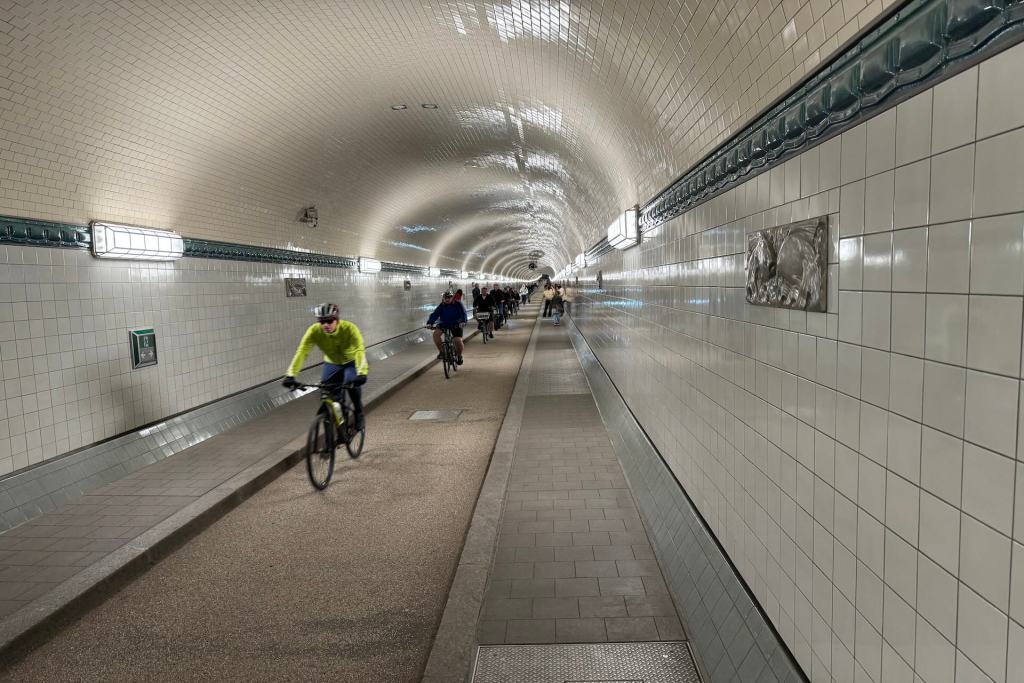 Elbtunnel Beste Uhrzeit