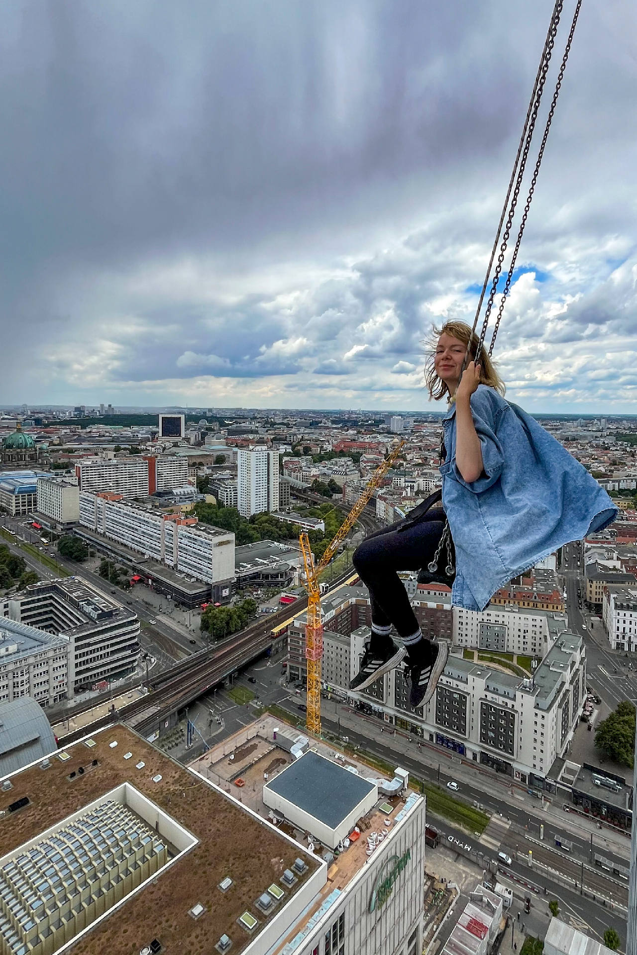 High Swing Berlin – HOME of TRAVEL