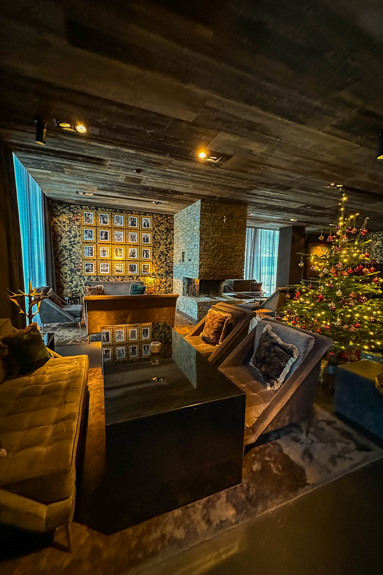 Lobby im Zhero Hotel Ischgl Kappl – HOME of TRAVEL