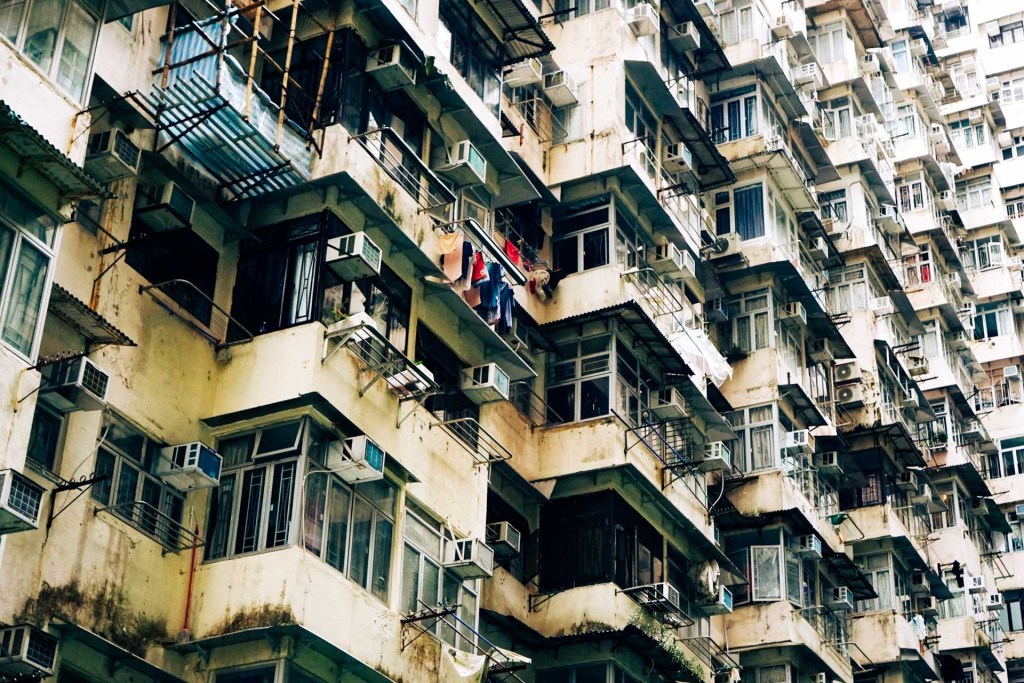 Monster Building in Hongkong: Zwischen Beton und Balkonen – HOME of TRAVEL